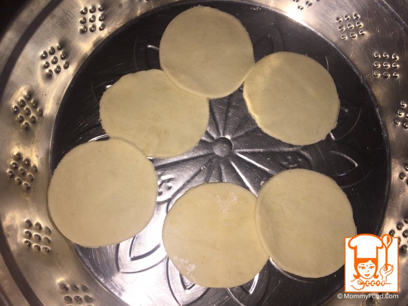 Sweet Poori - Step By Step Recipe In Pictures | MommyFood.Com