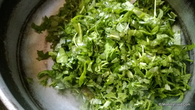 Veg Bullet - Step By Step Recipe In Pictures | MommyFood.Com