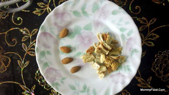 Kharjur Badam Drink - Step By Step Recipe In Pictures | MommyFood.Com